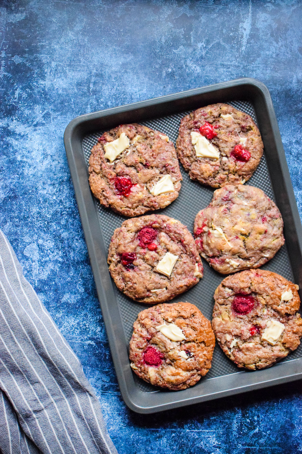 Vegan White Chocolate and Raspberry Cookies - Let's Eat Smart